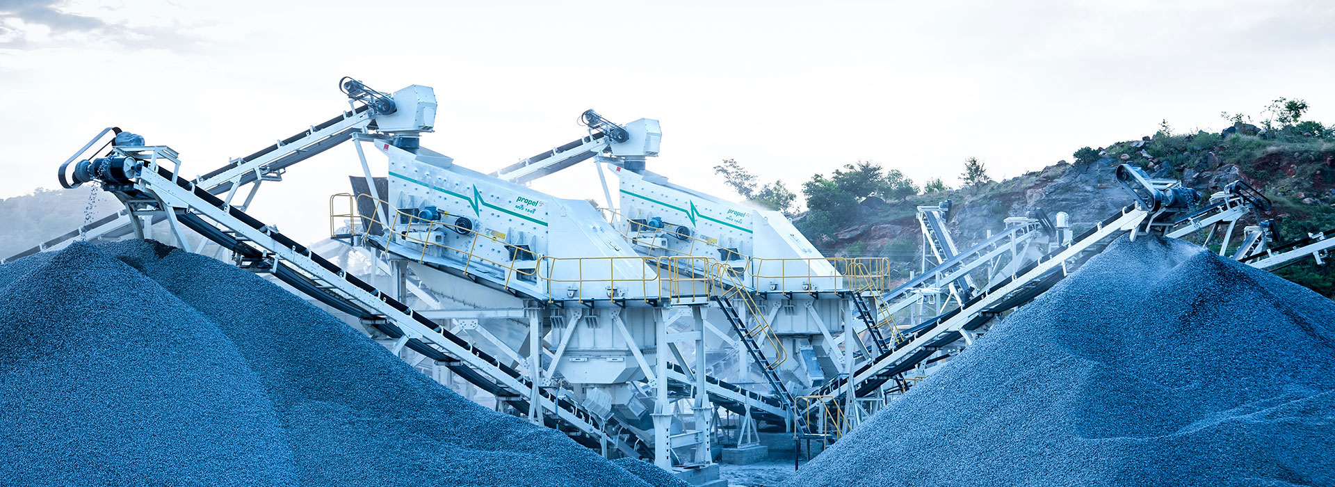 Vibrating Screen Manufacturer | Propel Industries